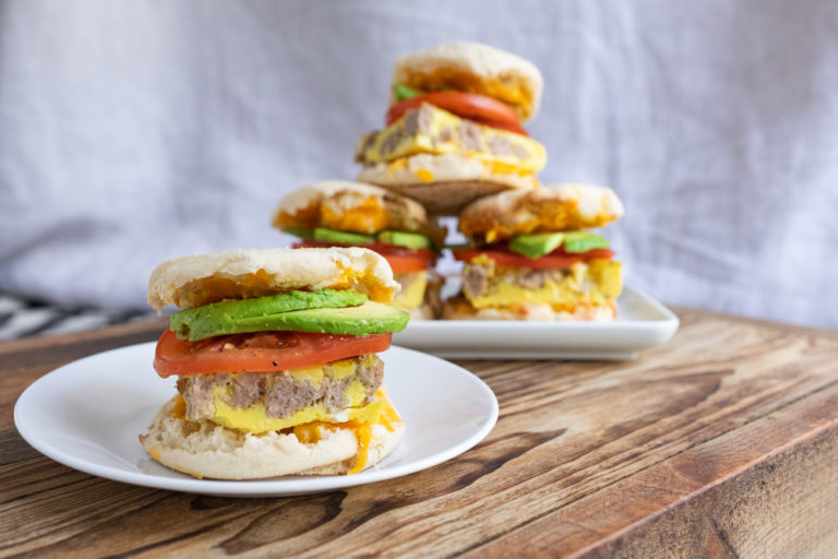 Sausage, Egg, and Cheese Breakfast Sandwich – Recette Magazine