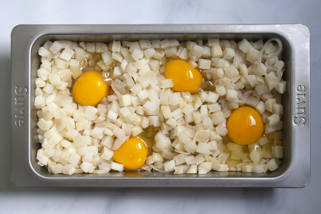 Baked Eggs in Hash Browns – Recette Magazine