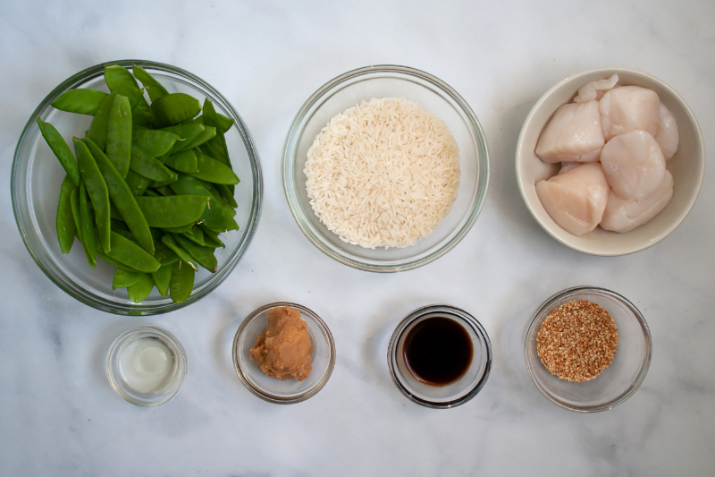 Miso Scallops with Snow Peas – Recette Magazine