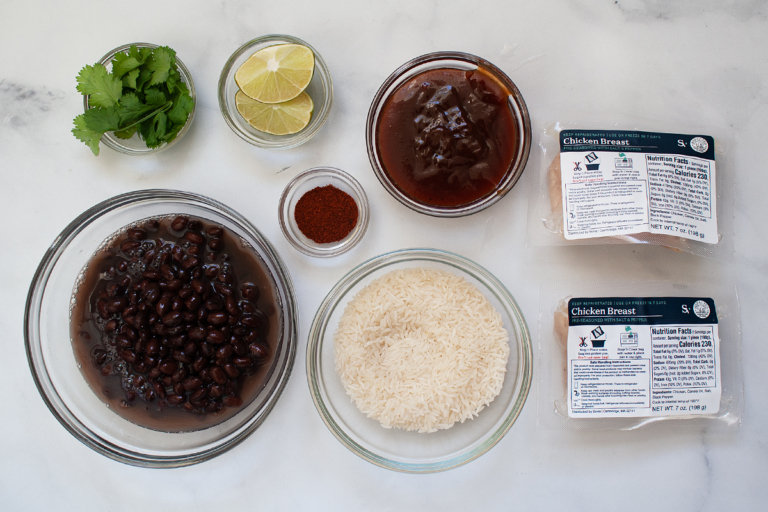 BBQ Chicken Breasts with Rice and Beans – Recette Magazine