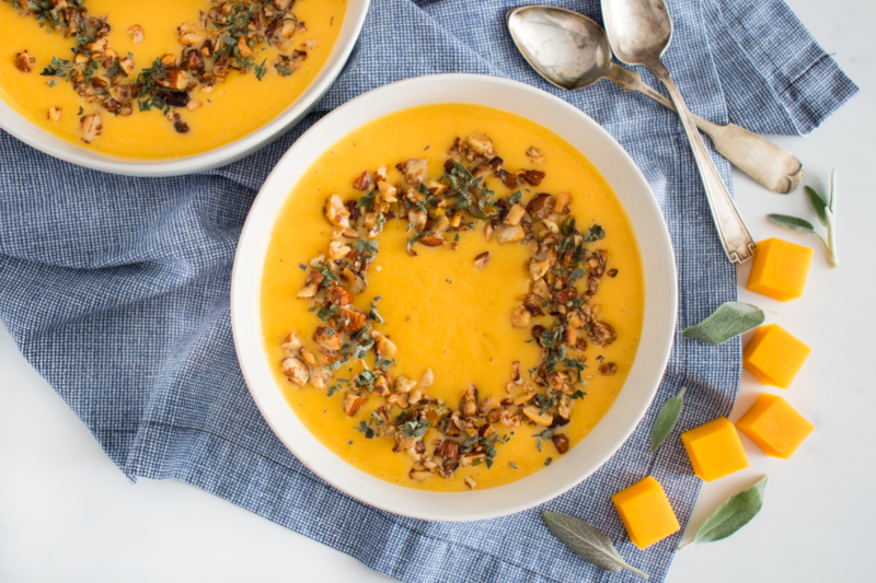 Cream of Butternut Soup with Maple Nut Crunch Topping – Recette Magazine