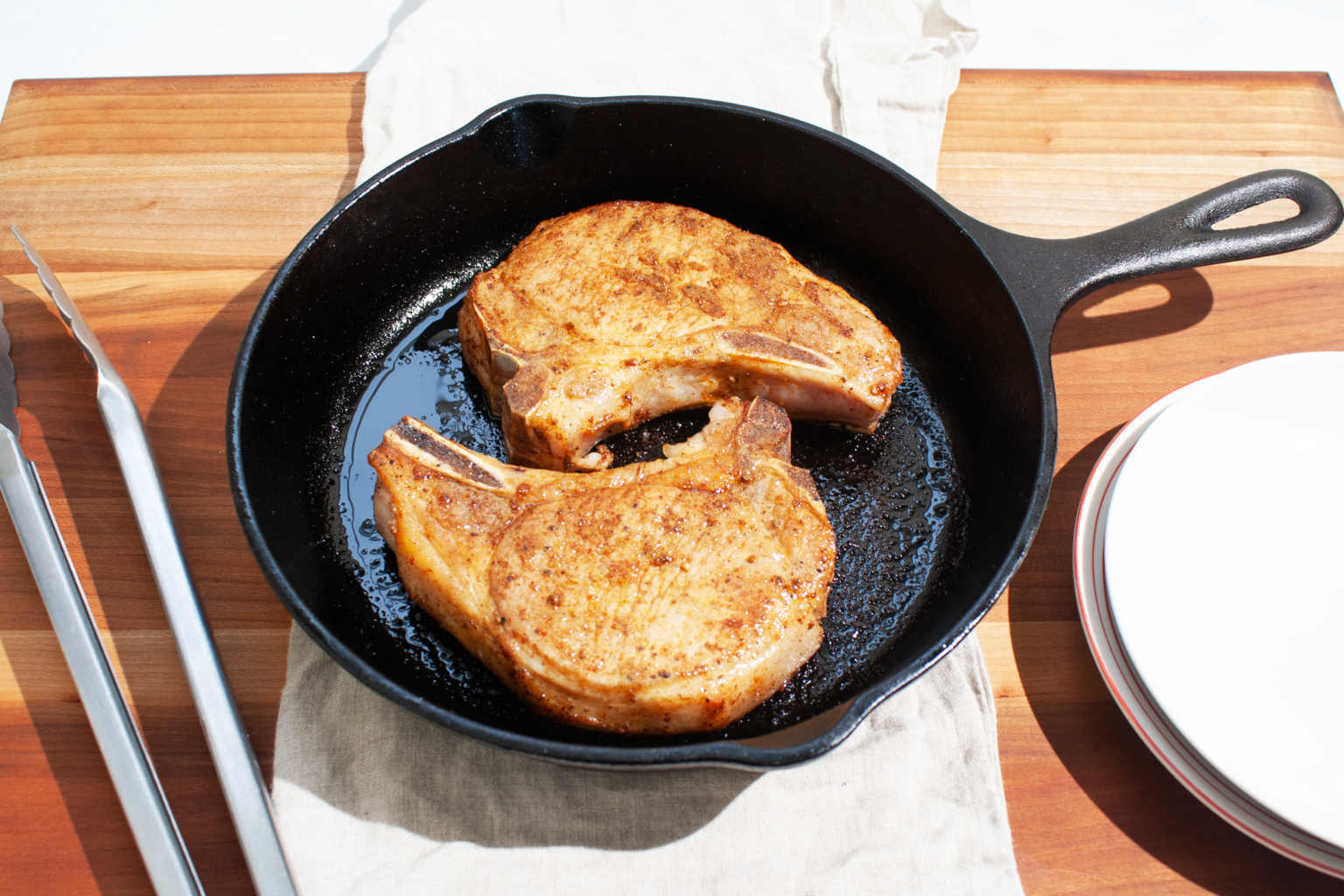 Spiced Seared Pork Chops – Recette Magazine