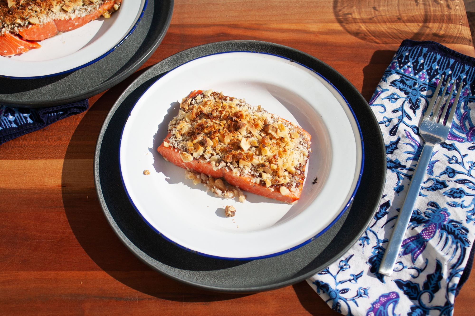 Walnut Crusted Salmon Filets – Recette Magazine