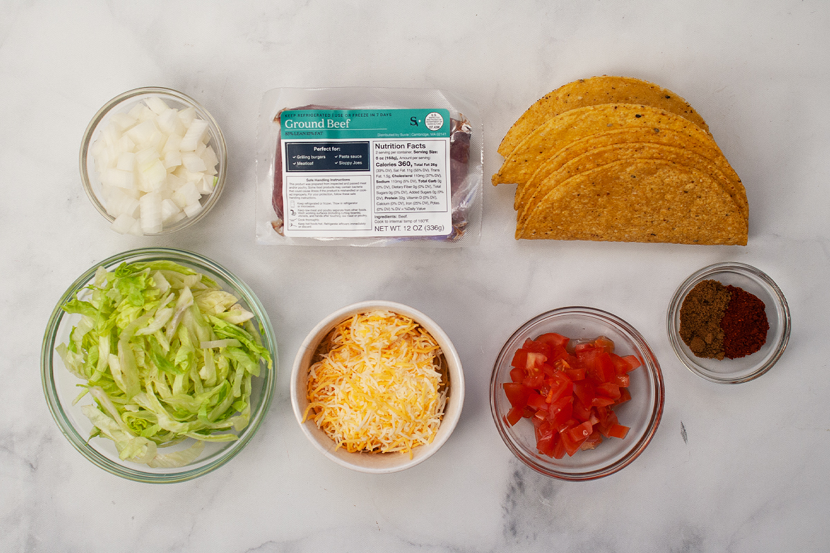 Family Friendly: Ground Beef Tacos – Recette Magazine