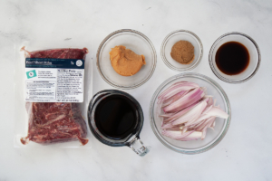 Miso-Braised Short Ribs – Recette Magazine