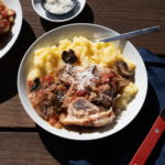 Chicken Cacciatore with Parmesan Polenta – Recette Magazine