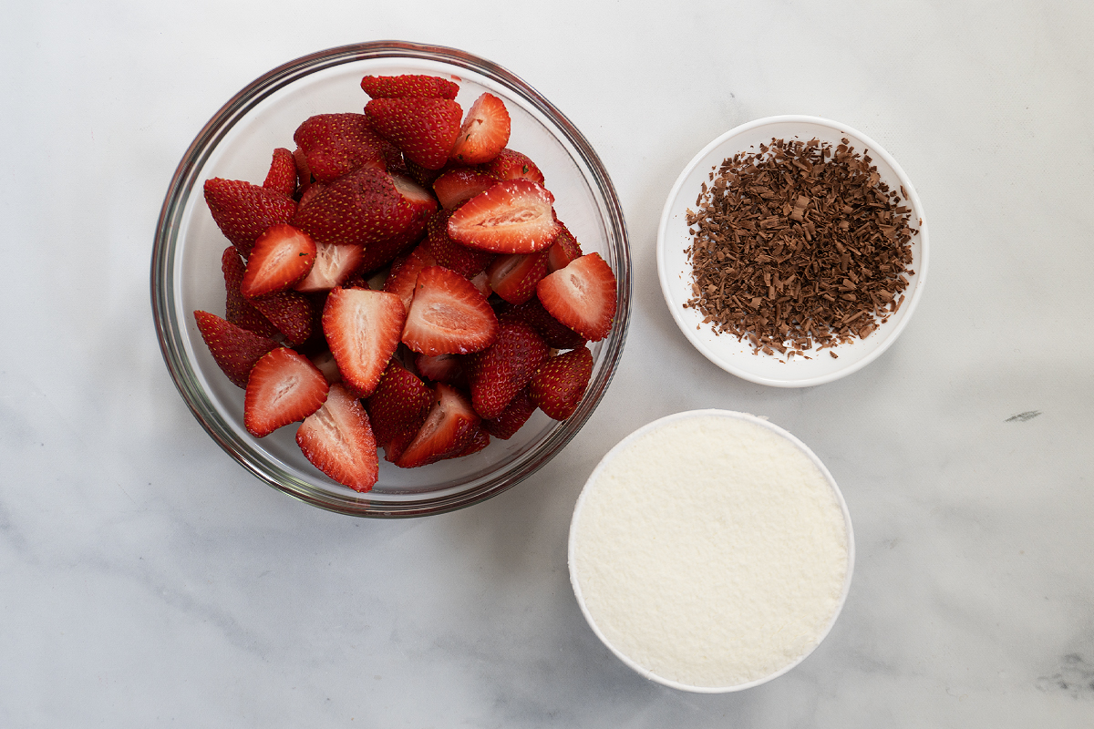 Strawberry Sundaes – Recette Magazine