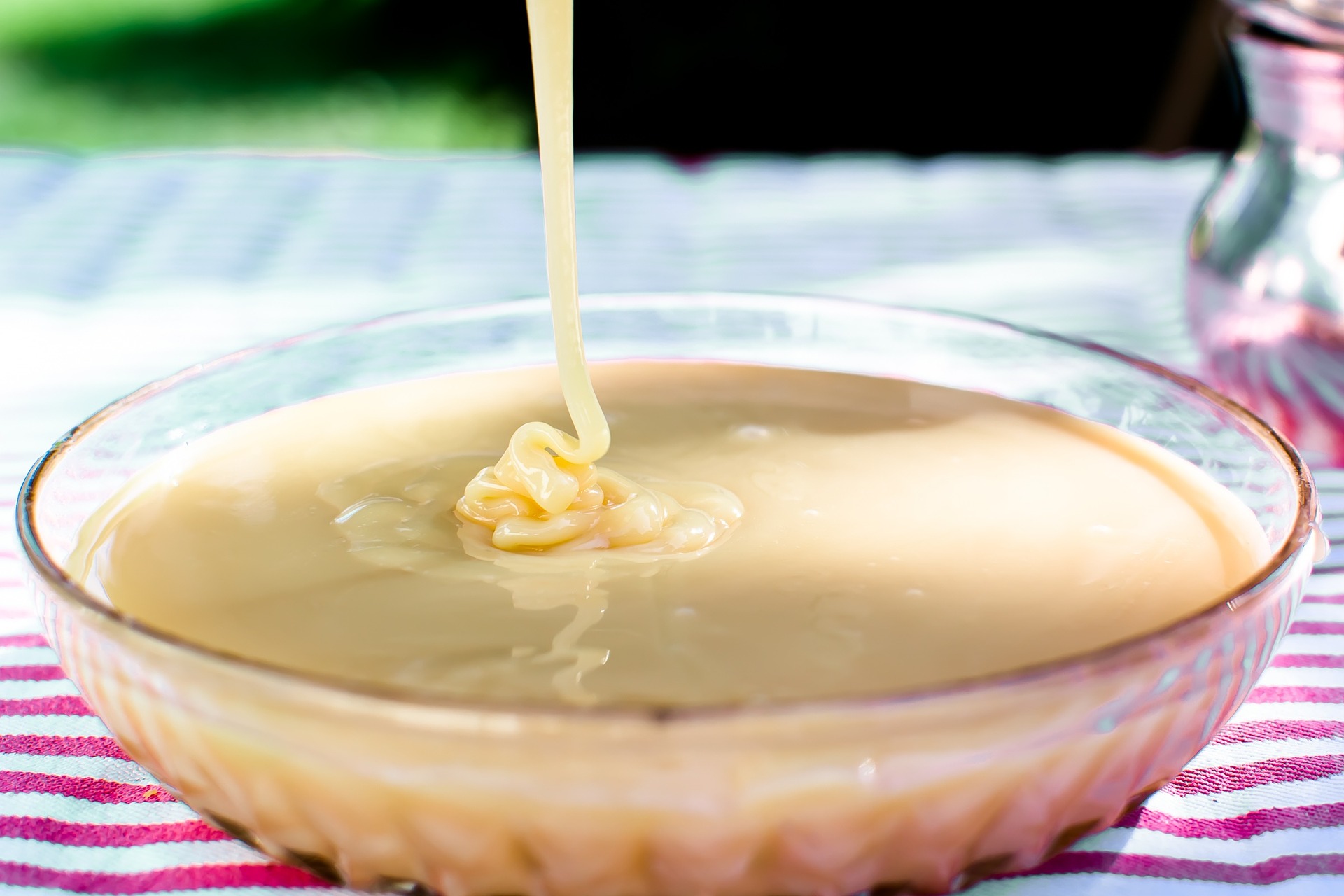 All About Sweetened Condensed Milk – Recette Magazine