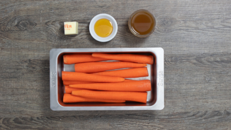 Garlic Confit Chicken with Braised Carrots – Recette Magazine