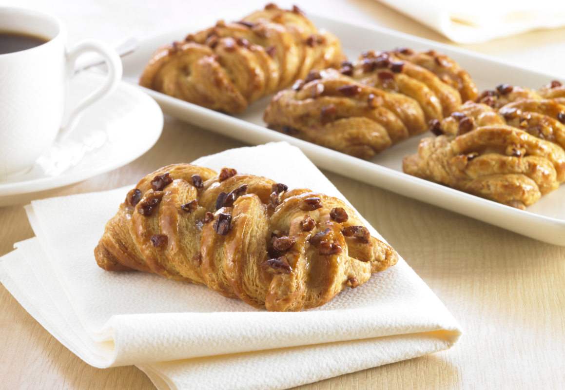 How to Bake Maple Pecan Plaits in Suvie – Recette Magazine