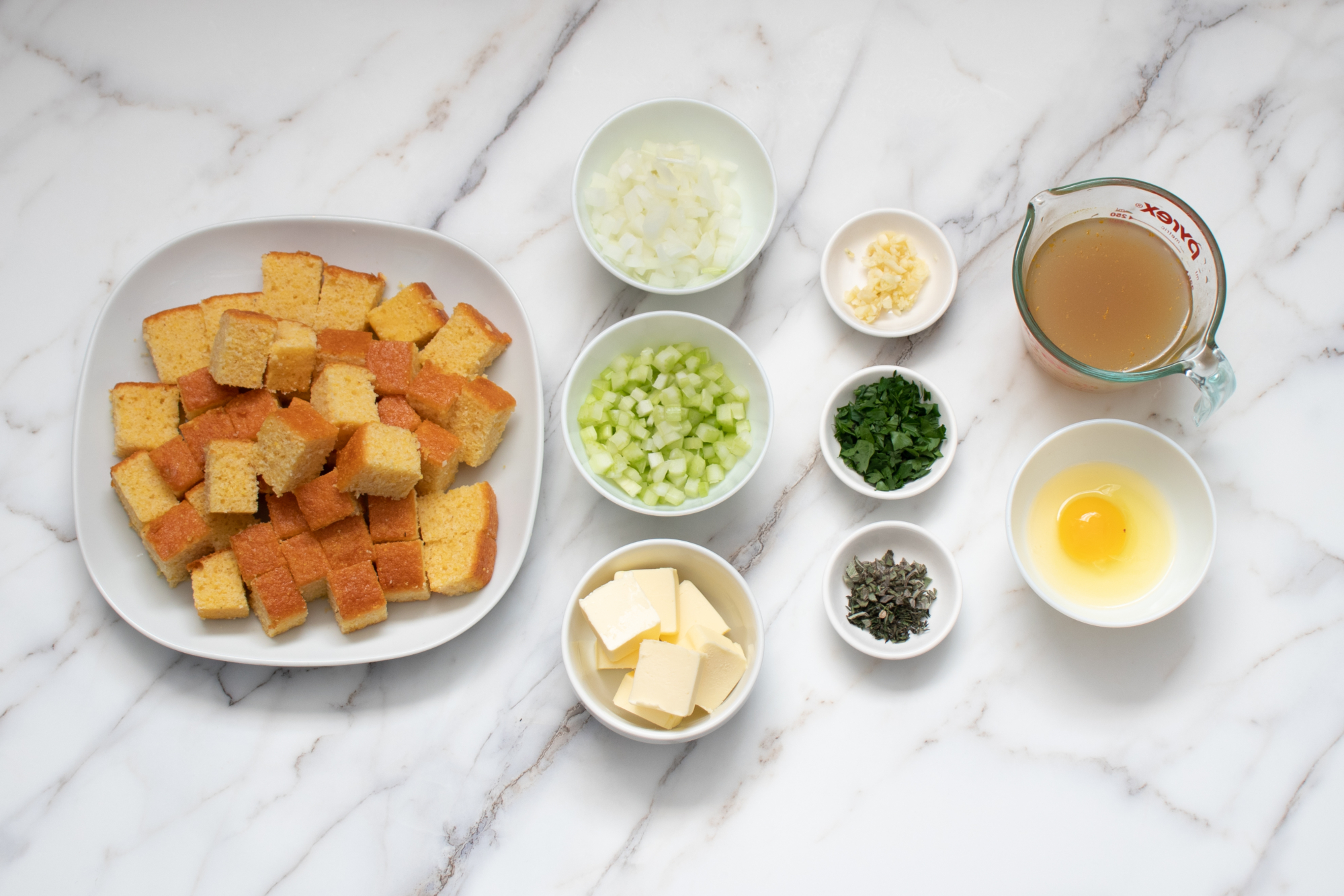 Classic Cornbread Stuffing – Recette Magazine