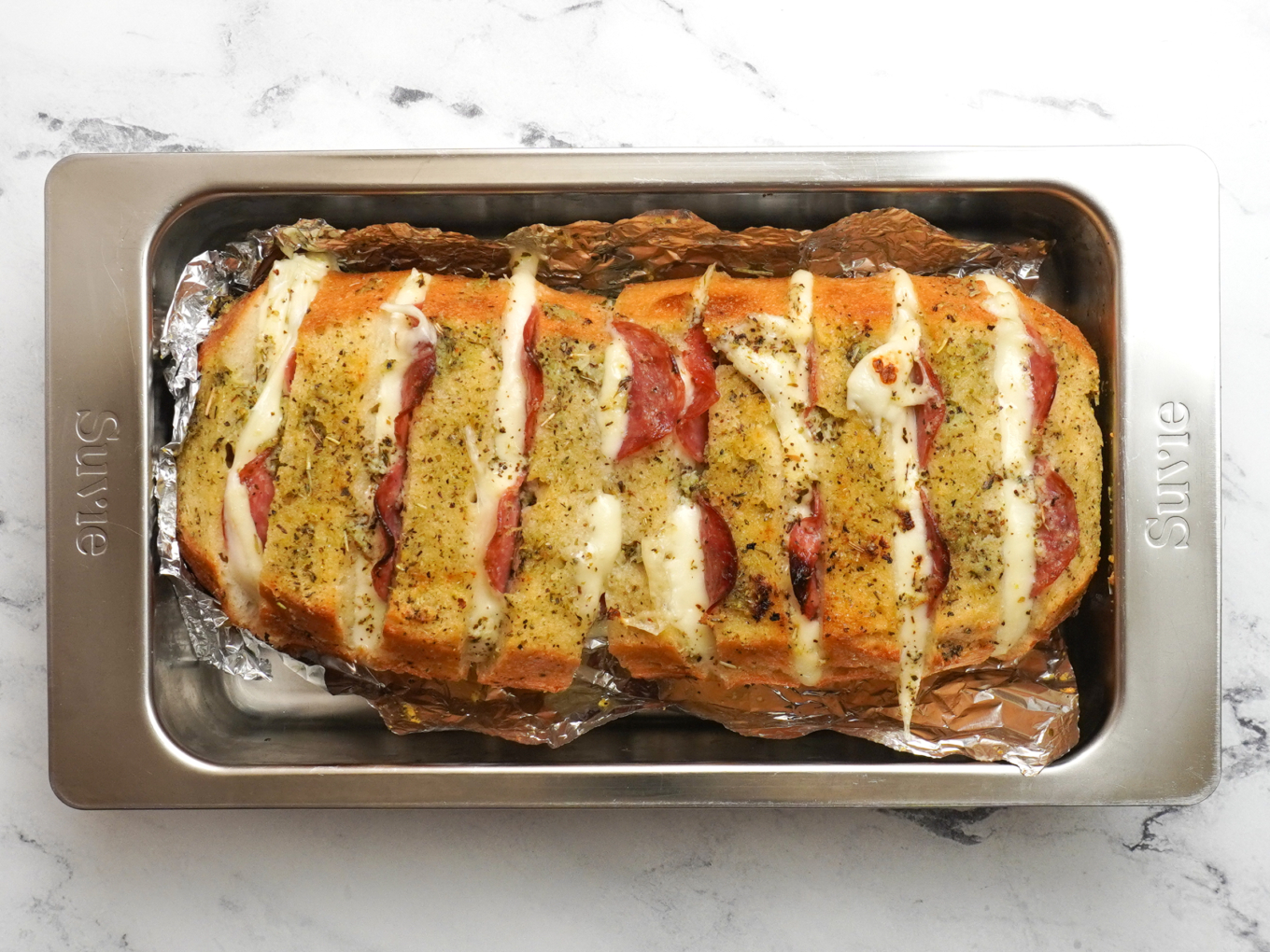 Pull Apart Pizza Bread – Recette Magazine