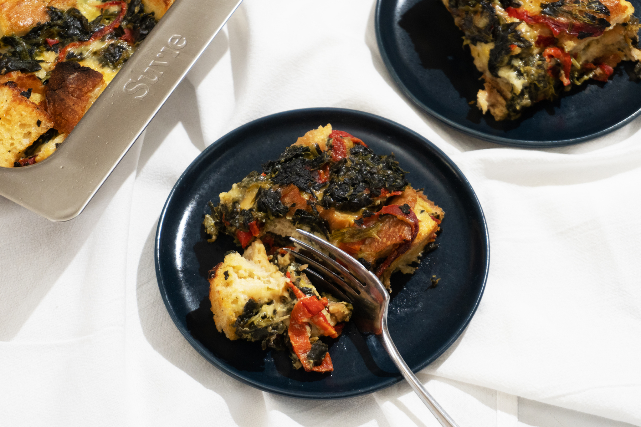 Spinach and Red Pepper Strata – Recette Magazine
