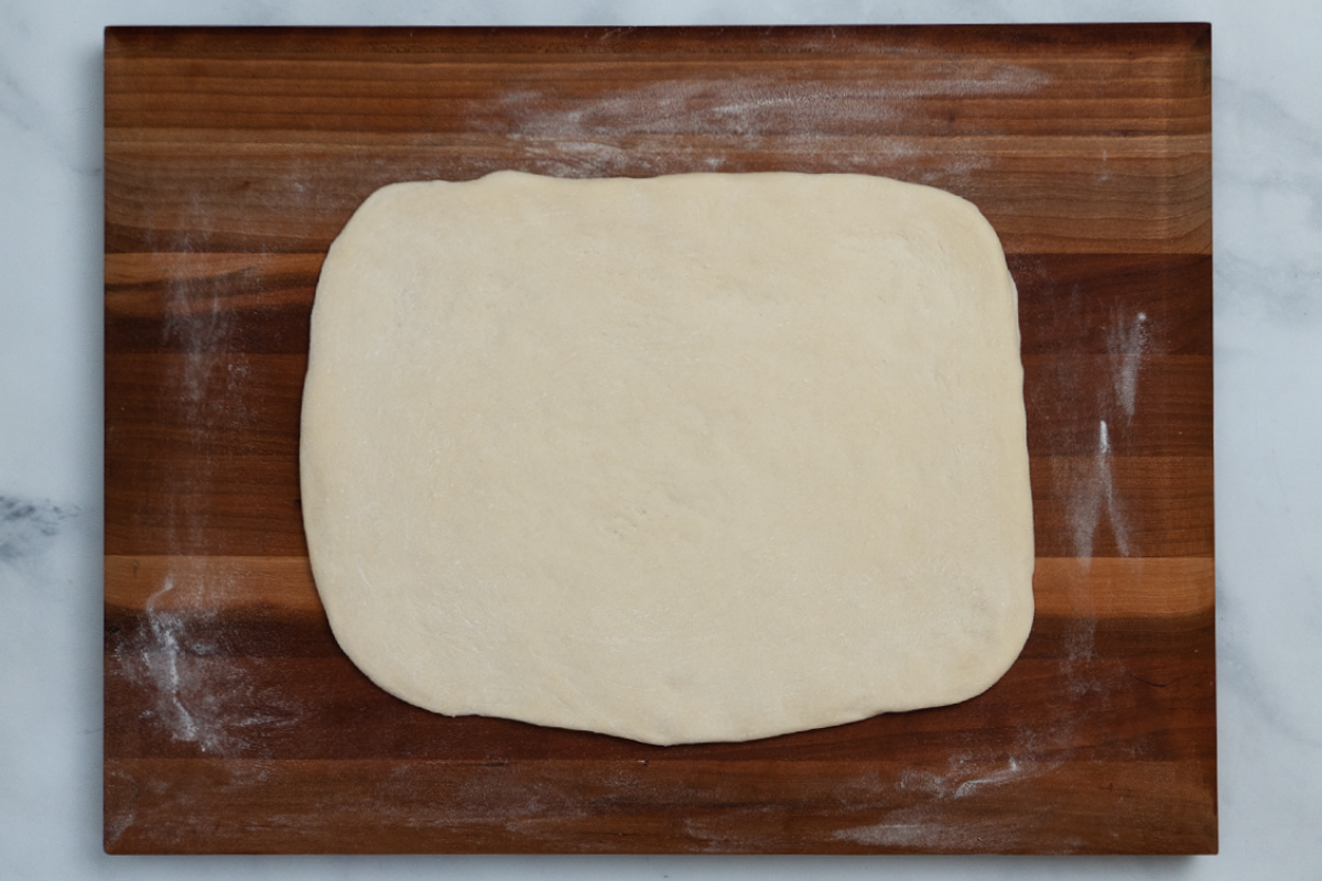 Breakfast Sausage & Cheese Morning Rolls – Recette Magazine