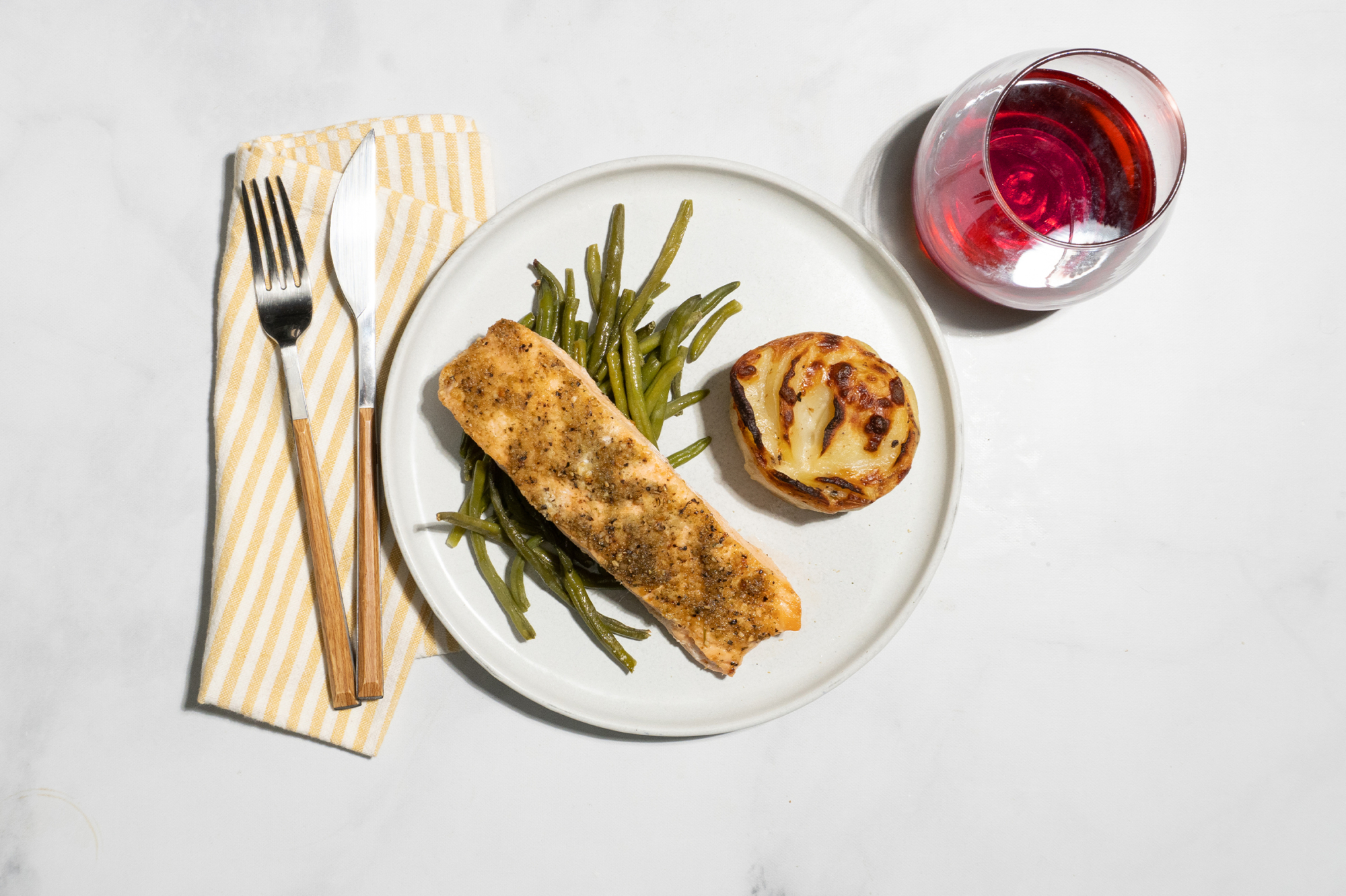 Meal Card: Garlic Herb Salmon with Potato Gratin and Green Beans ...