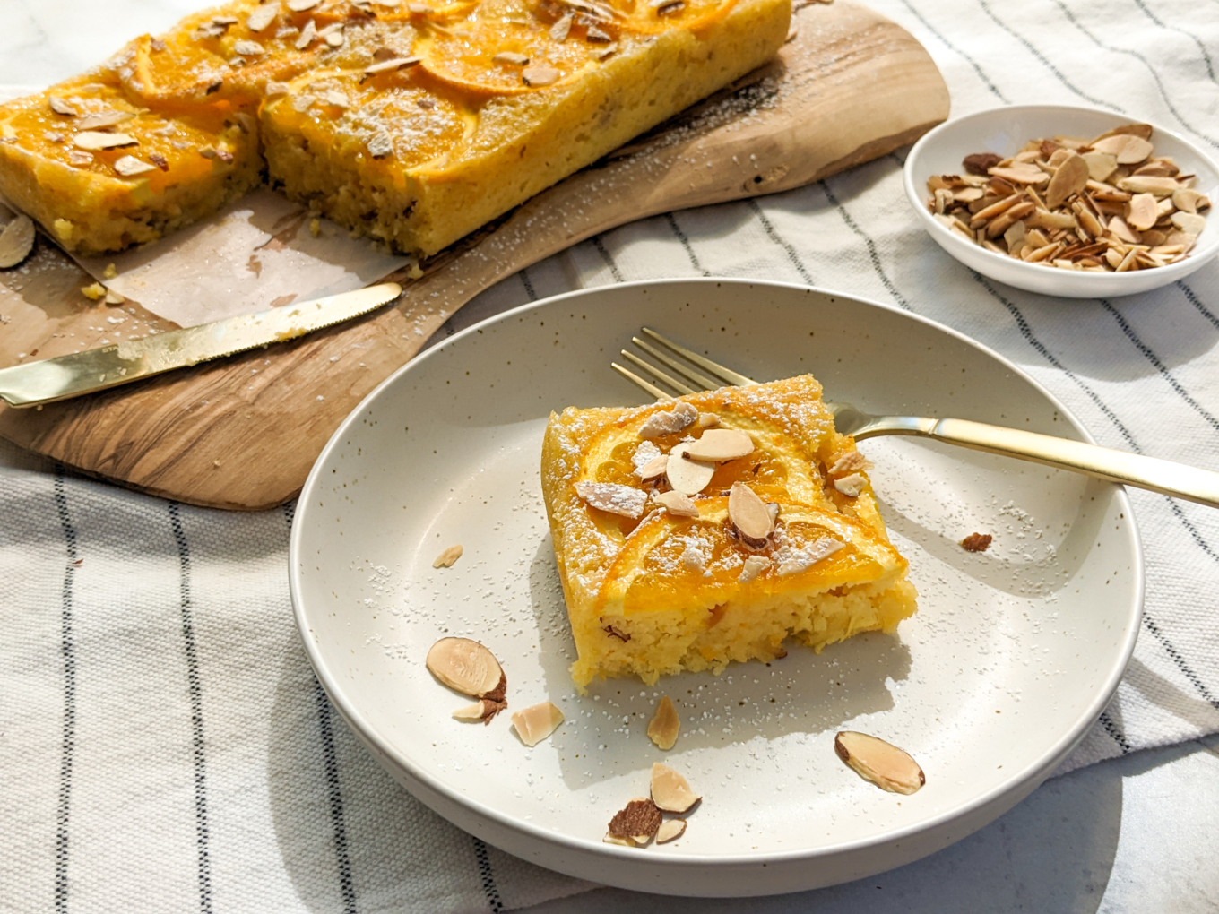 Orange and Almond Semolina Cake – Recette Magazine