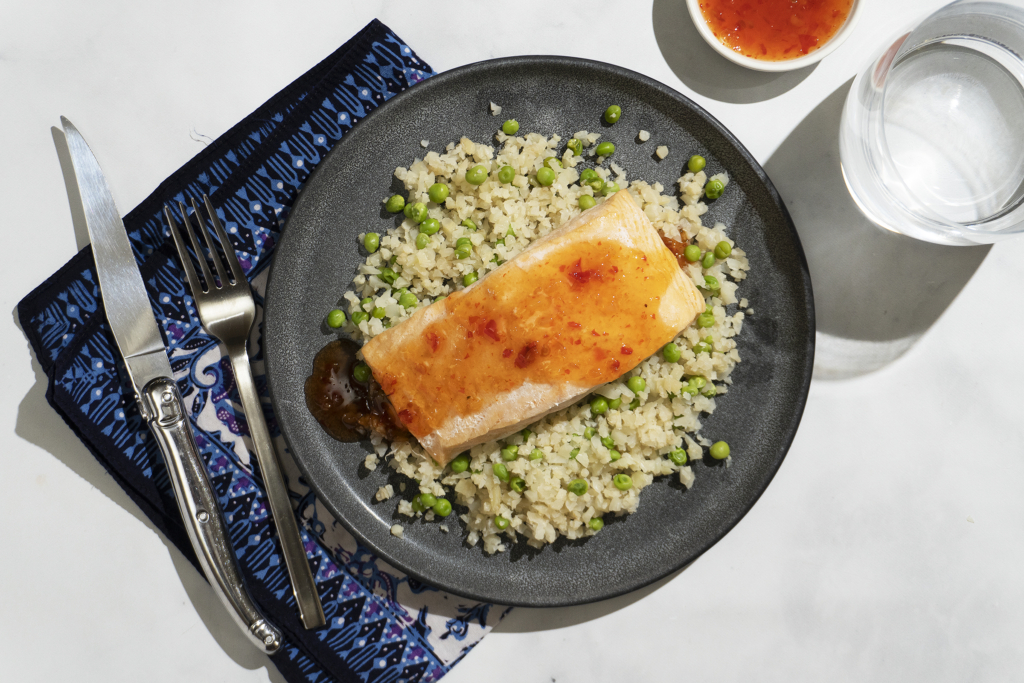 Meal Card: Sweet & Spicy Salmon with Cauliflower Rice – Recette Magazine