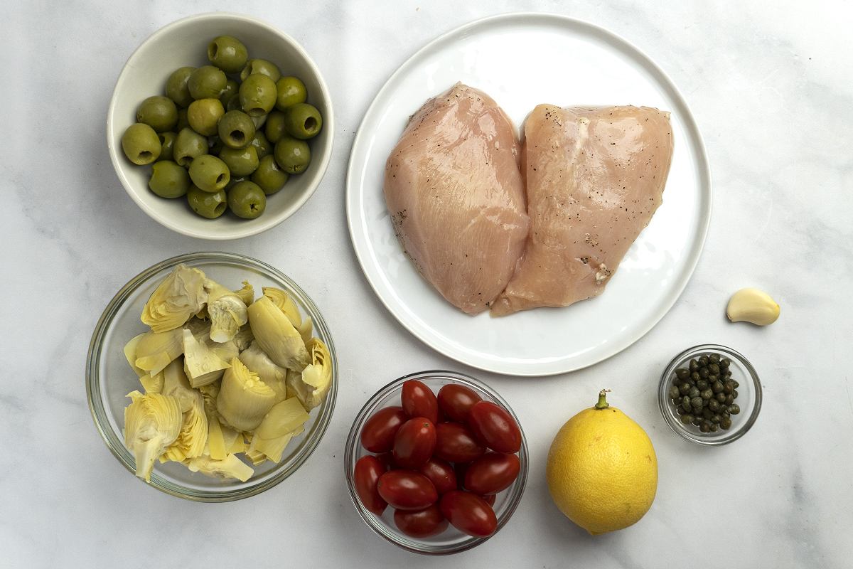 Green Olive Tapenade Chicken with Roast Vegetables – Recette Magazine