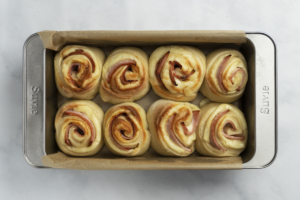 Canadian Bacon and Cheddar Breakfast Rolls – Recette Magazine