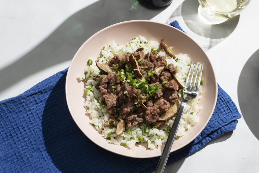 Scallion Rice Bowls with Sweet Ginger Pork – Recette Magazine