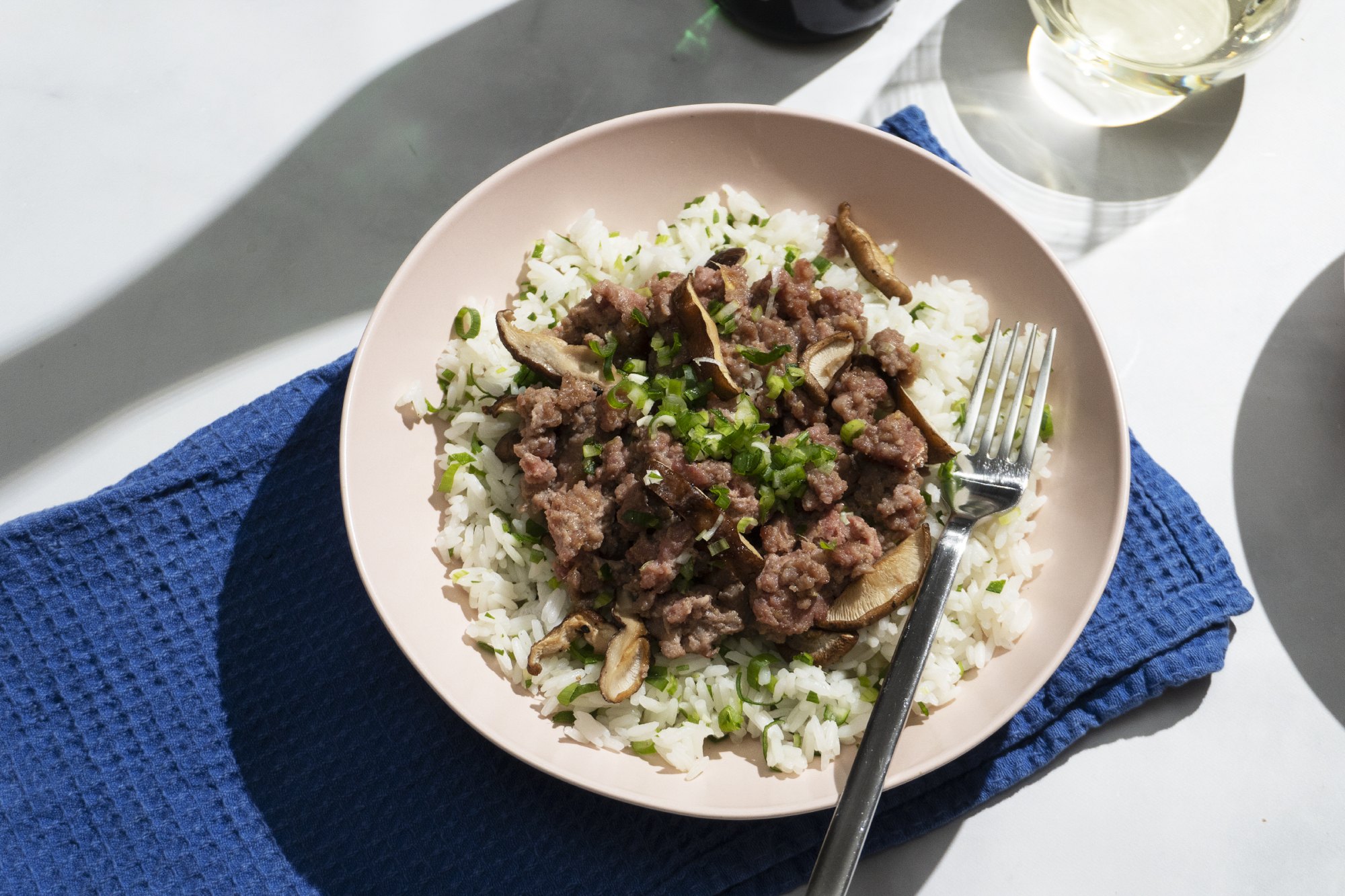 Scallion Rice Bowls with Sweet Ginger Pork – Recette Magazine