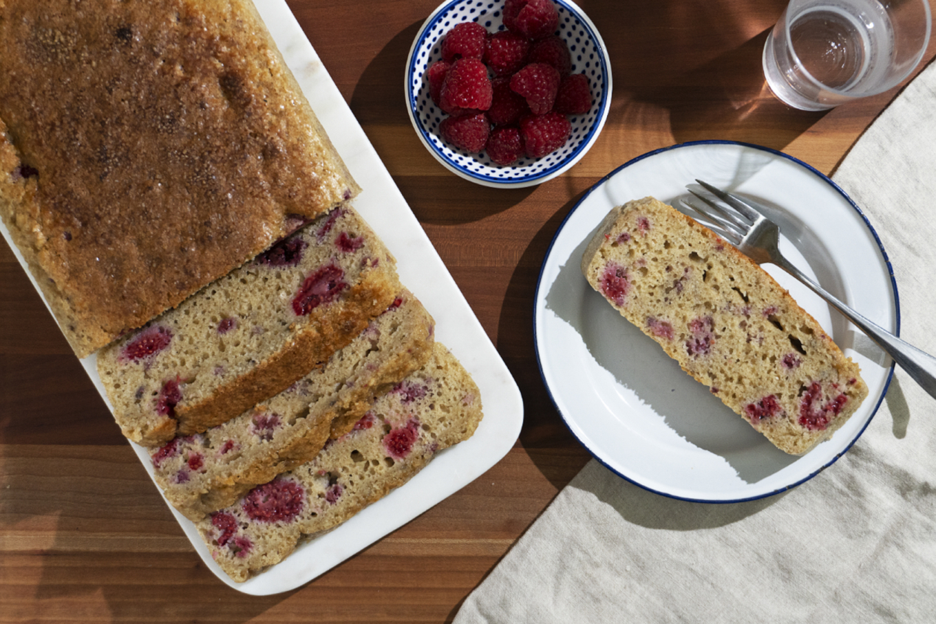 Raspberry Muffin Breakfast Bread – Recette Magazine