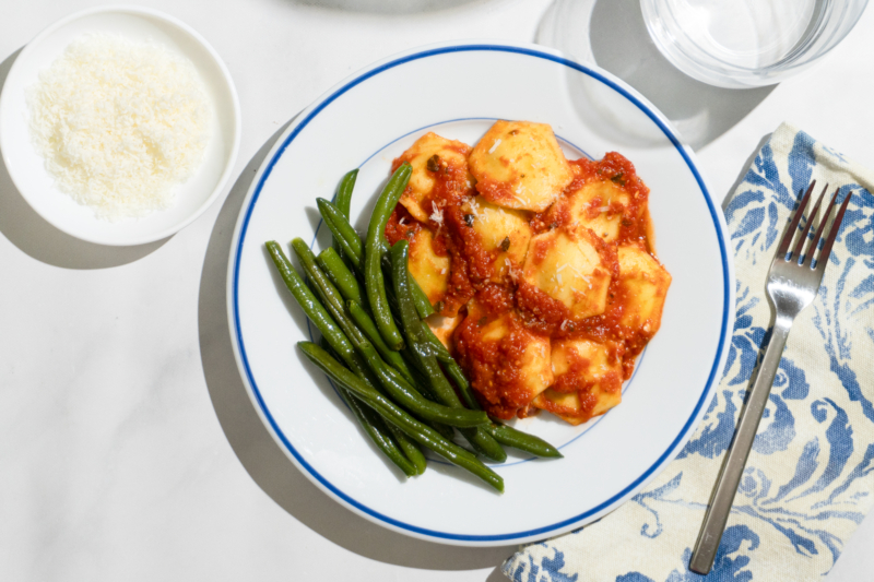 Meal Card: Mini Cheese Ravioli with Green Beans – Recette Magazine