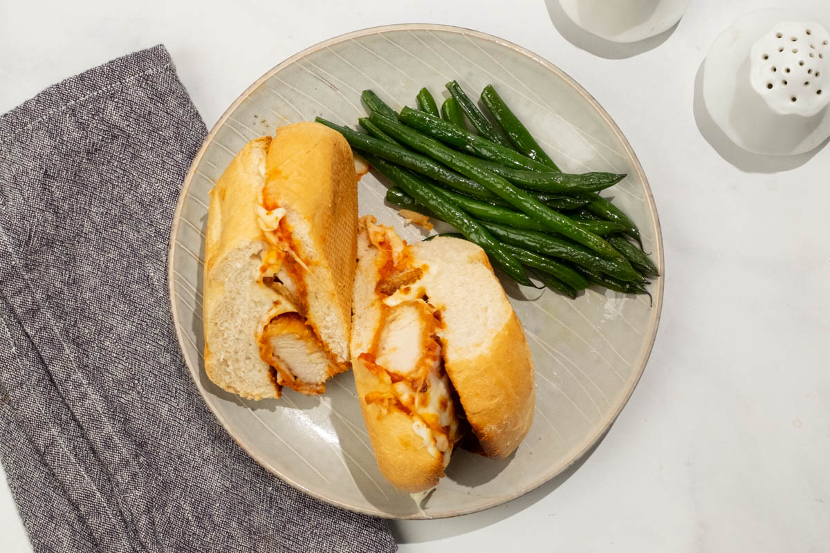 Meal Card: Chicken Parm Subs with Green Beans – Recette Magazine