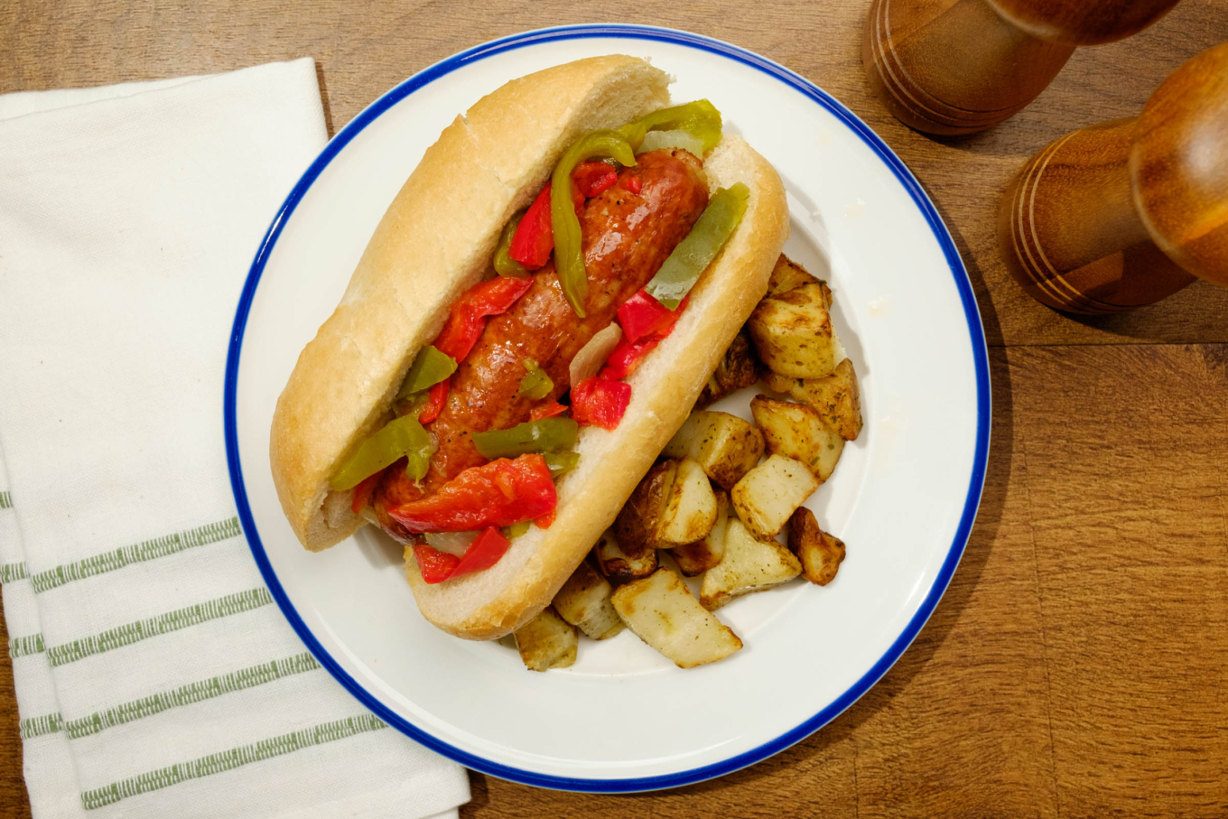 Meal Card: Sausage, Pepper, and Onion Hoagies – Recette Magazine